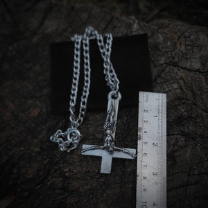 Big Inverted Crucifix Necklace , Giant Curbed Chain Upside Down Cross ...