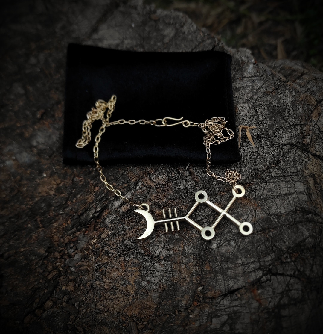 Mystical Golden Sirius Star Symbol Astrology Alphabet Sign , Canis ...