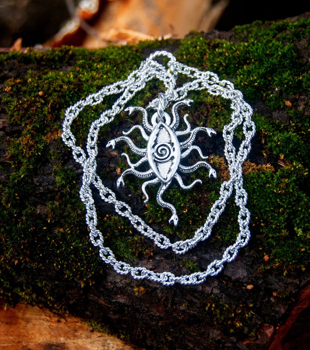 Sigil of Tiamat Silver Necklace Eye of Gorgon Magical Symbol - Etsy Sweden