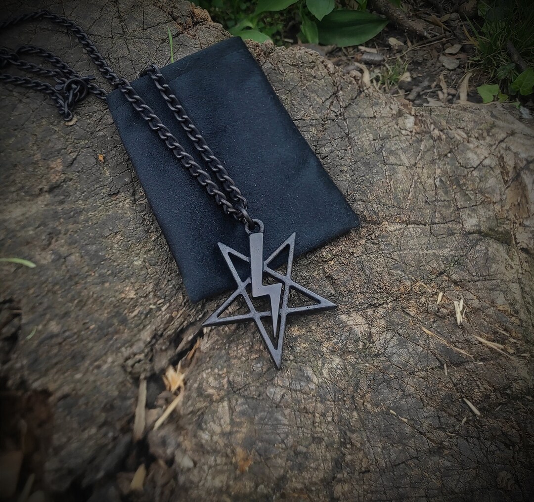 Satanic Bolt Pentagram Necklace , Full Shadow Dark Inverted Pentacle ...
