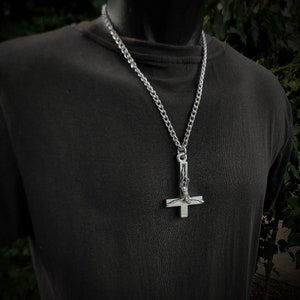Big Inverted Crucifix Necklace , Giant Curbed Chain Upside Down Cross ...