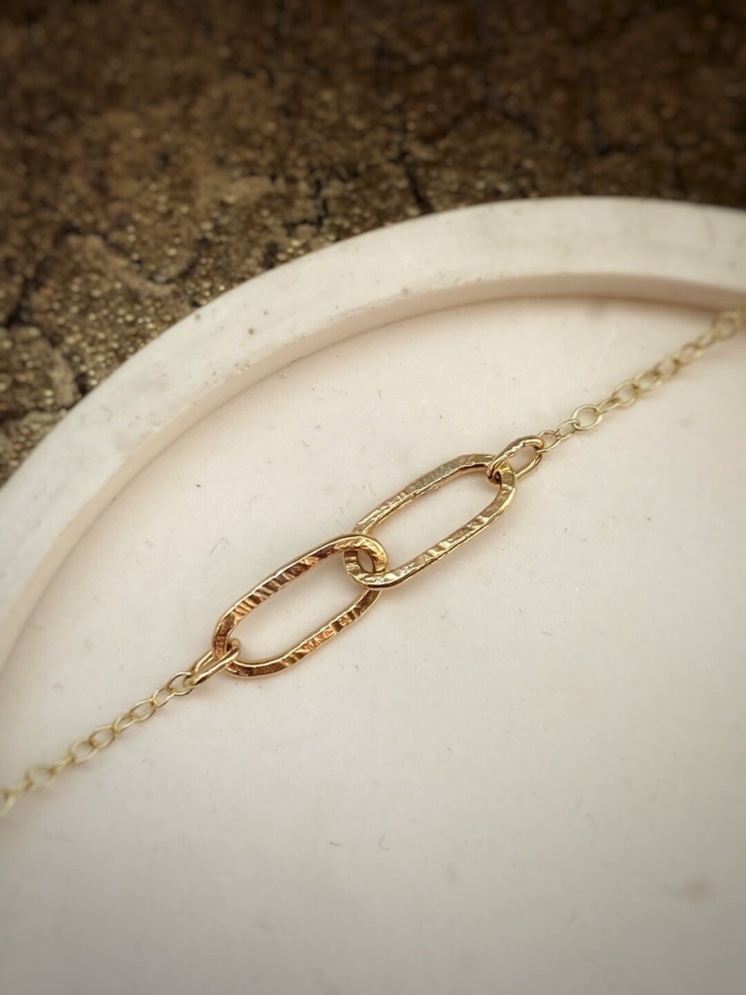 Solid Gold Interlocking Oval Circle Necklace, a Handmade Hammered ...