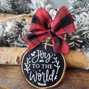 Joy to the World Wood Slice Ornament Holiday Tree Decor Buffalo Plaid ...