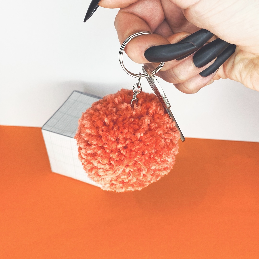 Pom Pom Key Chain, Pom Pom Key Ring, Pom Pom Bag Charm - Etsy France