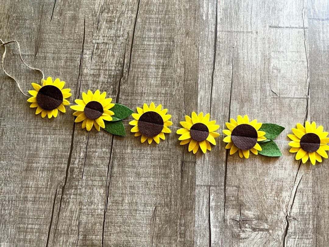 Sunflower Garland // Sunflower Banner // Sunflower Decor // Felt Flower ...