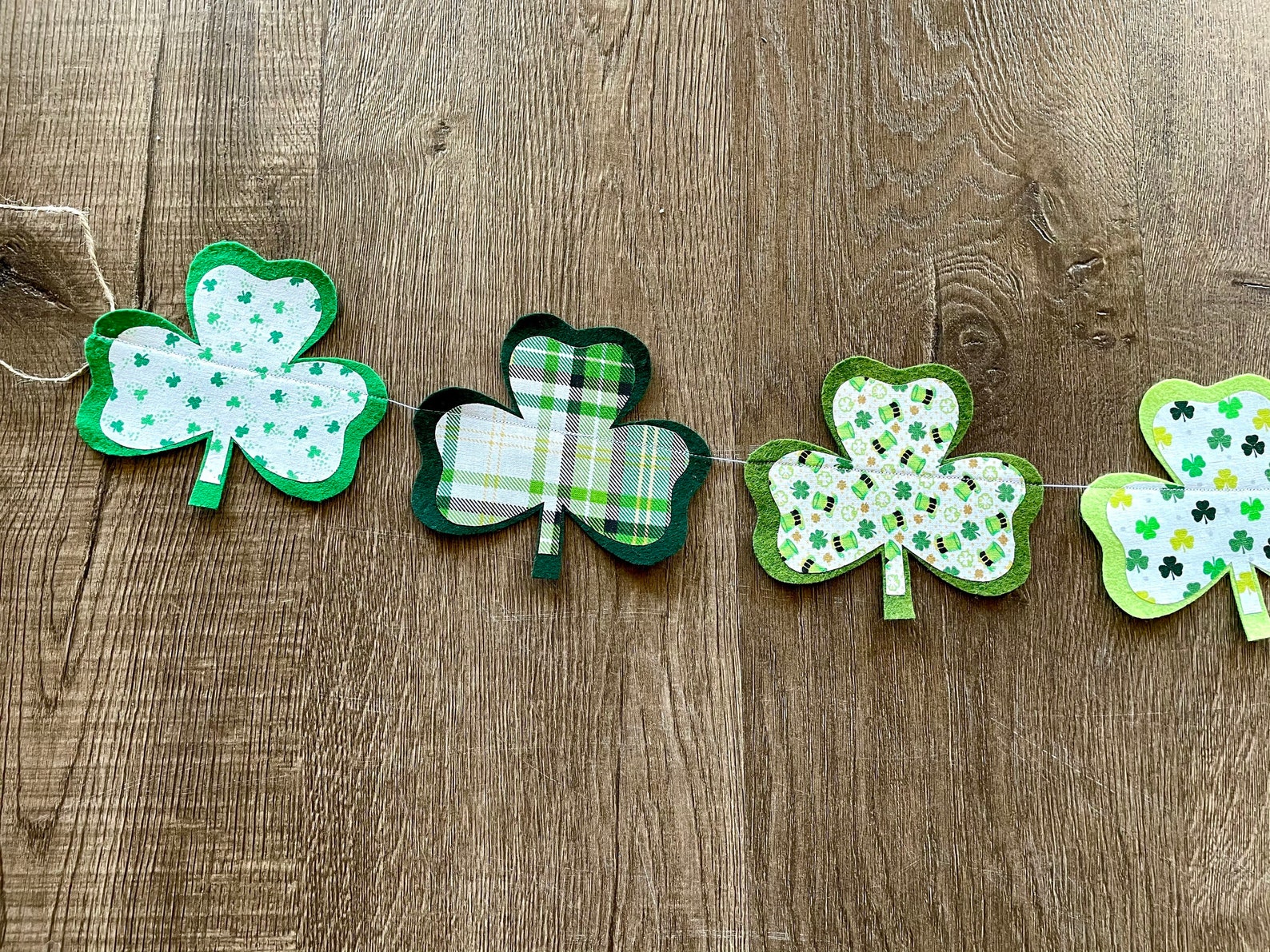 Large Shamrock Garland // Clover Garland // St. Patrick's - Etsy