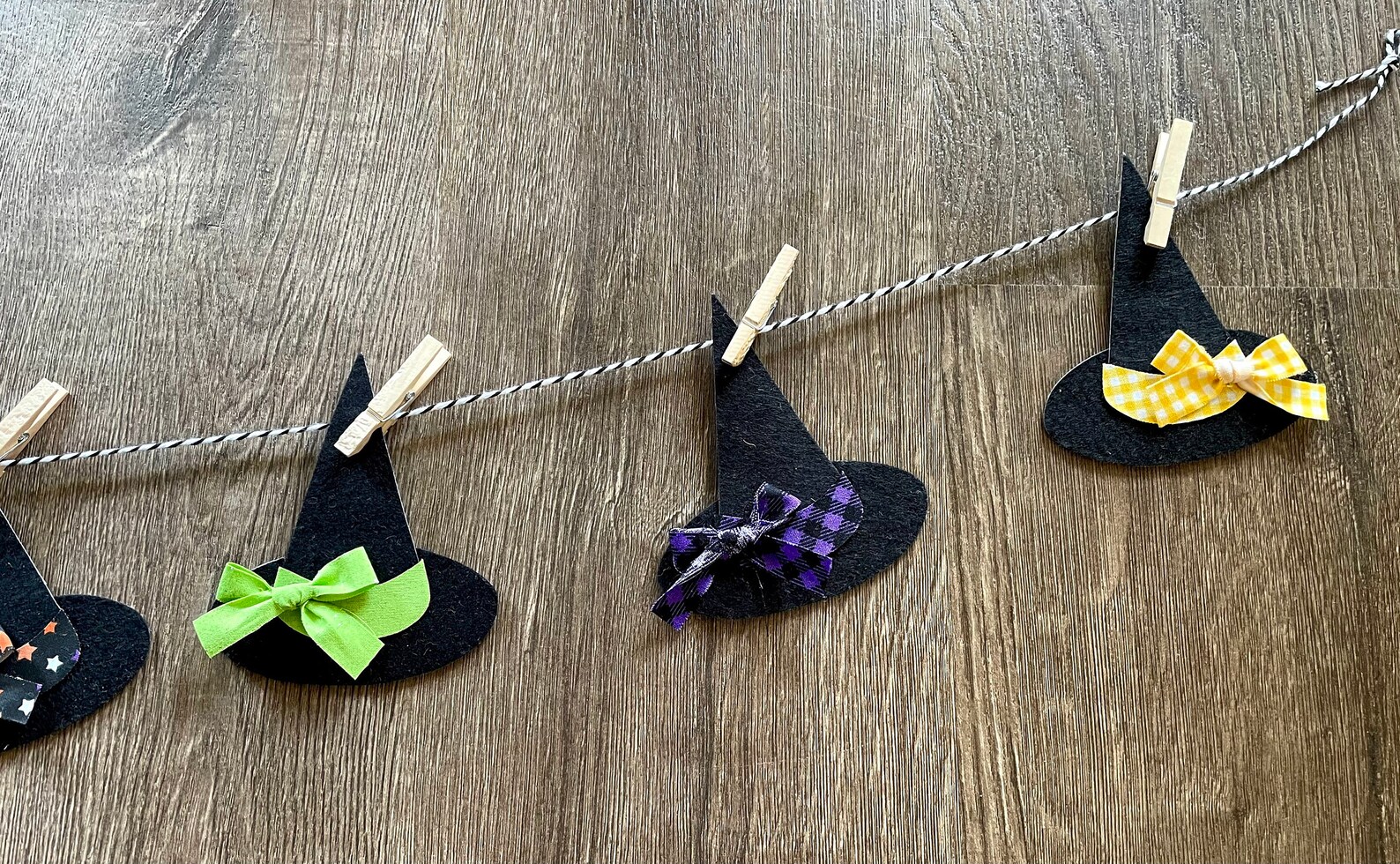 Witches Hat Garland // Halloween Garland // Witch Decor // - Etsy