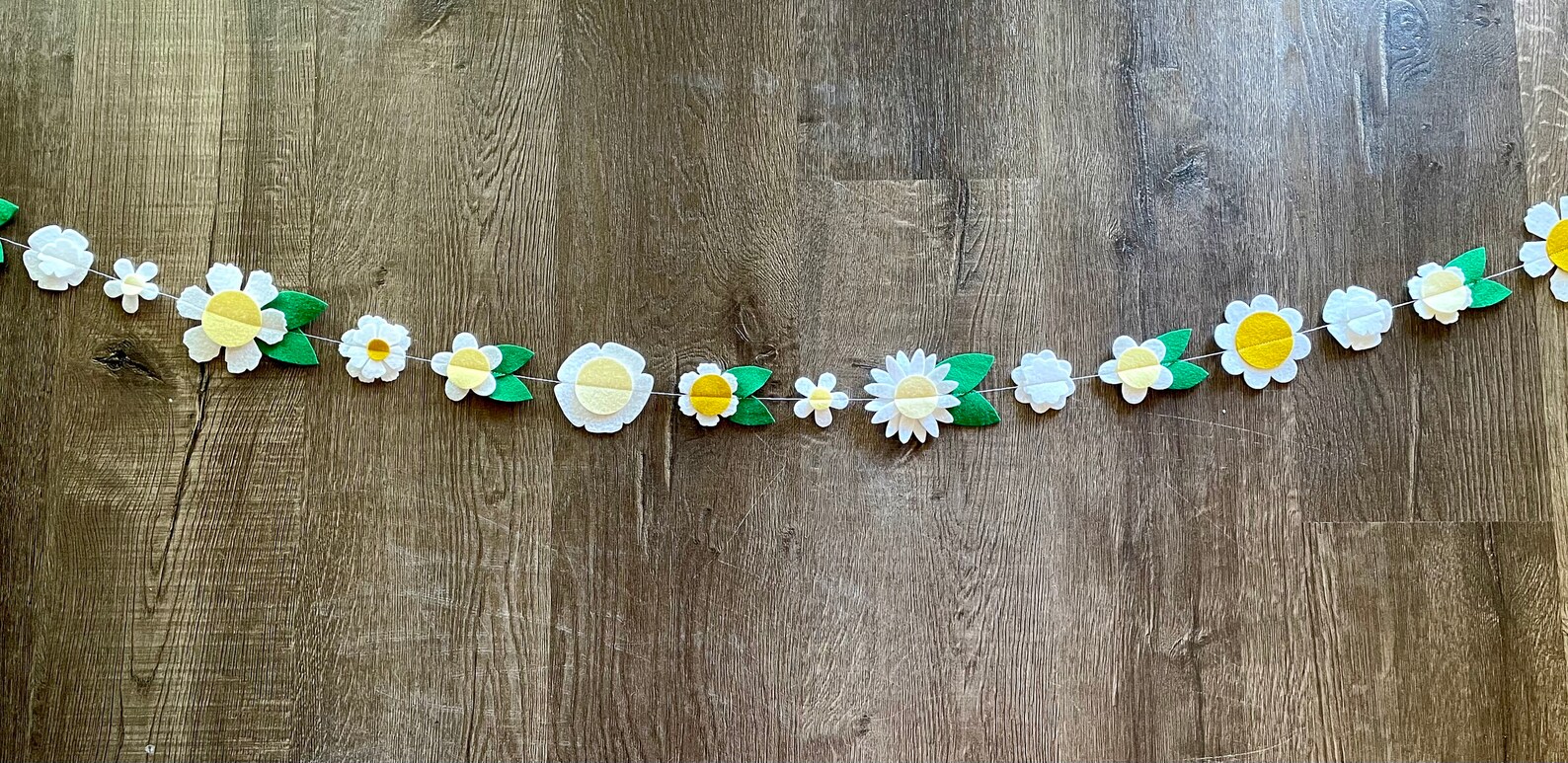Wild Flower Garland// Daisy Garland// White Floral Garland// | Etsy