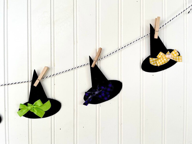 Witches Hat Garland // Halloween Garland // Witch Decor // - Etsy