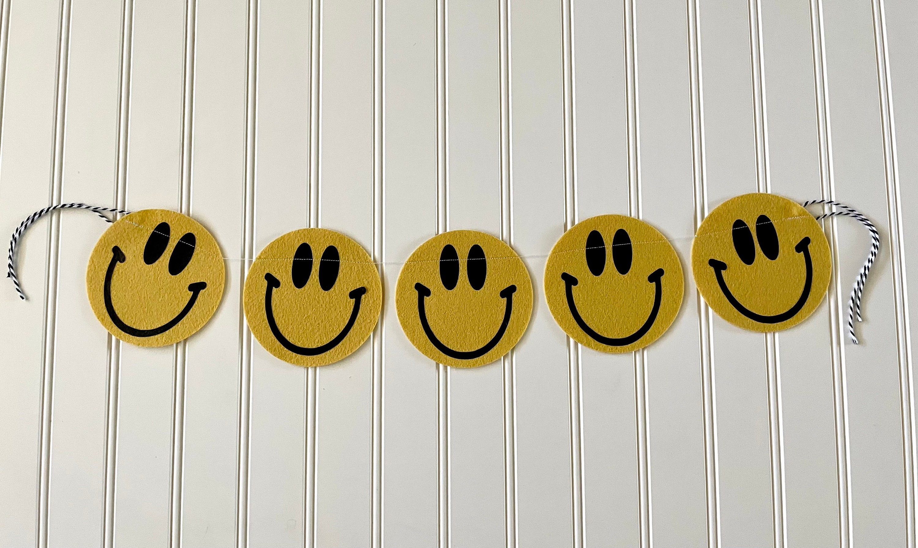 Smiley Face Garland // Smiley Face // Smiley Face Decor // | Etsy