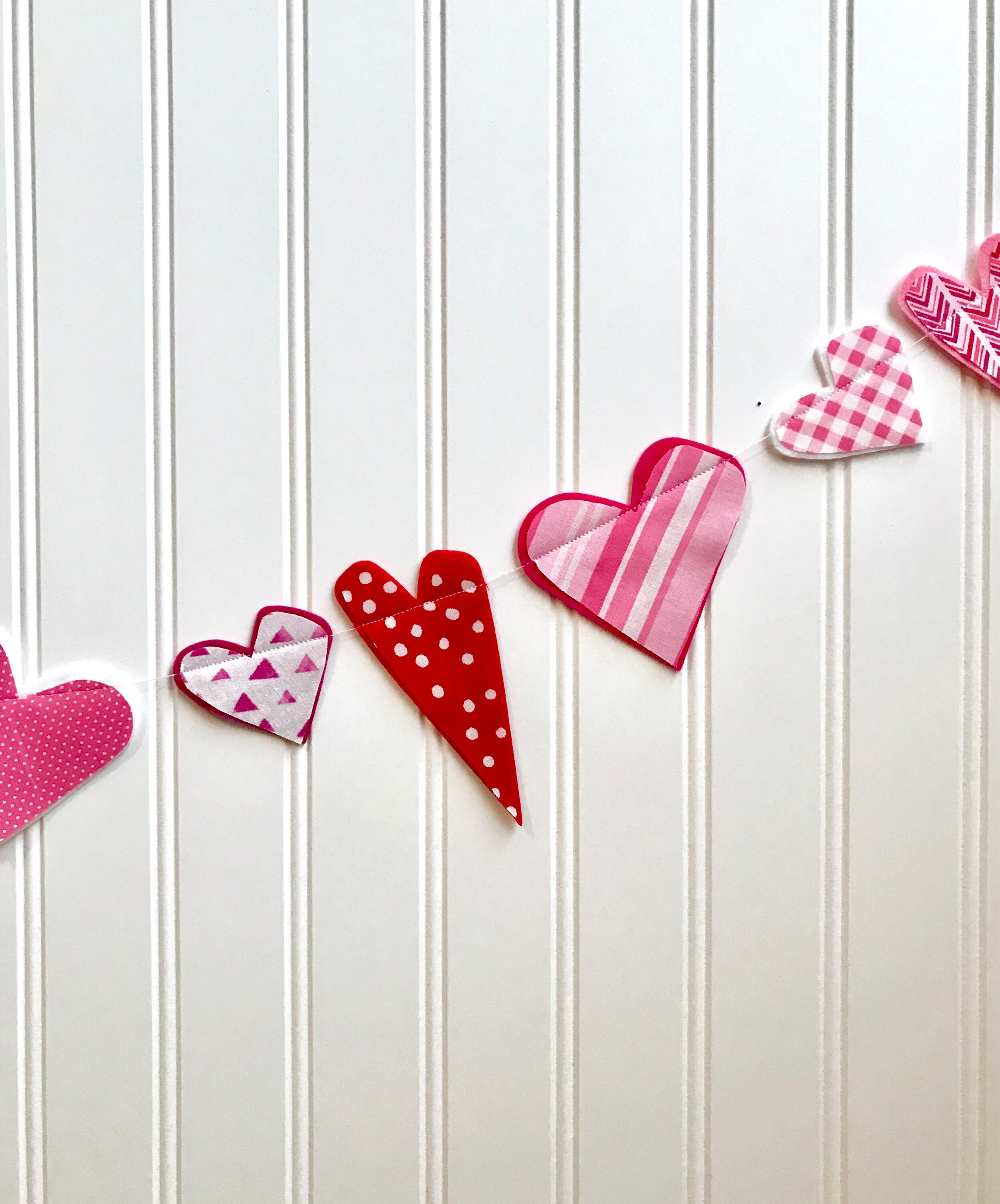 Heart Garland // Valentine's Day Garland // | Etsy