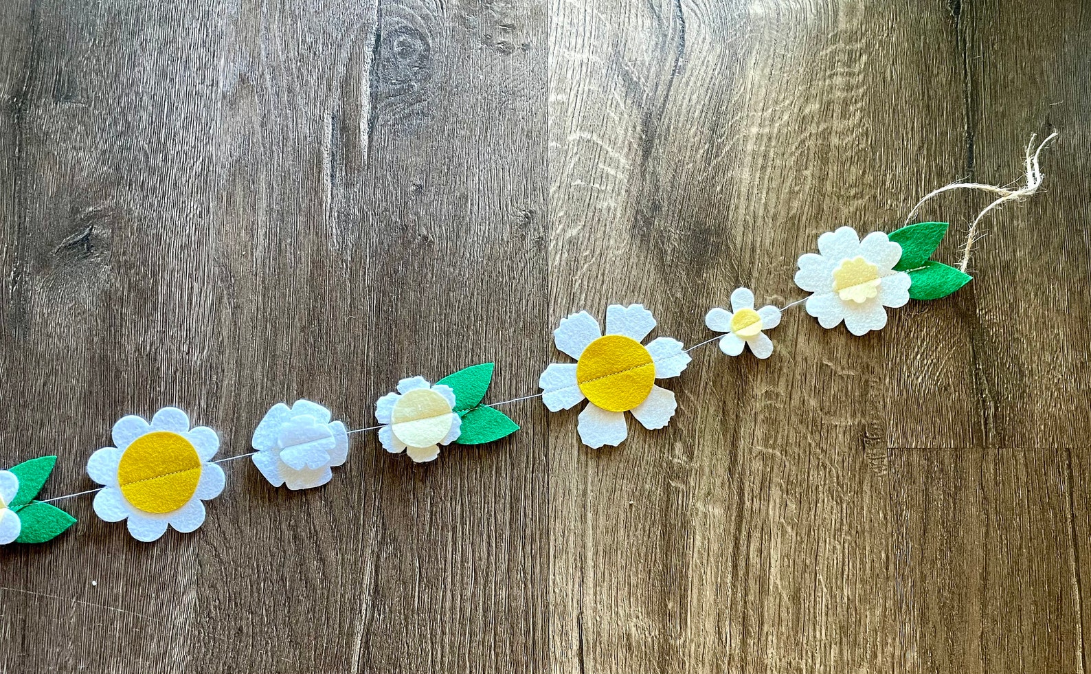 Wild Flower Garland// Daisy Garland// White Floral Garland// | Etsy