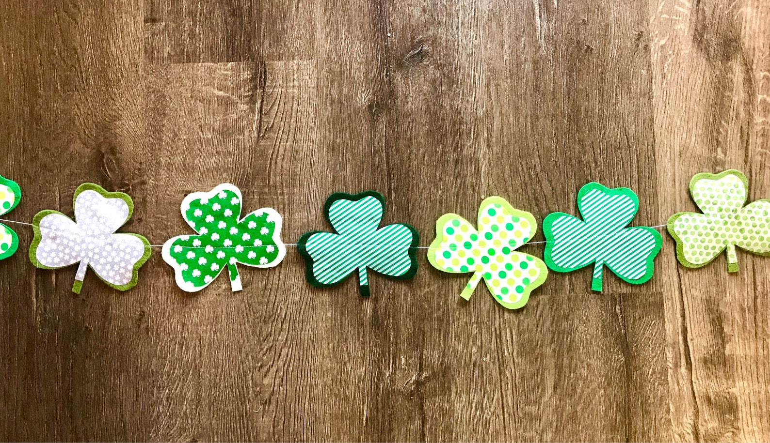 Large Shamrock Garland // Clover Garland // St. Patrick's | Etsy