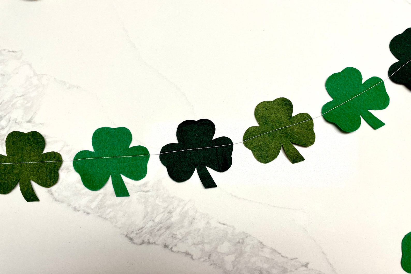 Shamrock Garland // Clover Garland // St. Patty's Day Garland // St ...