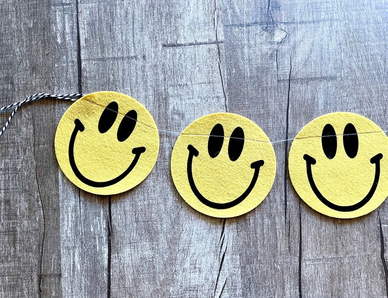 Smiley Face Garland // Smiley Face // Smiley Face Decor // Emoji ...