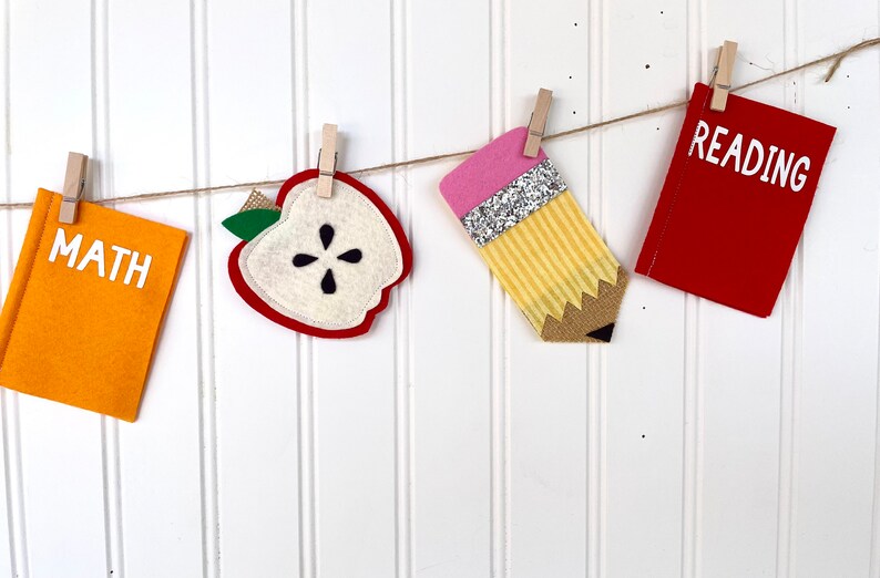 Back to School Banner // Classroom Decor // First Day of - Etsy