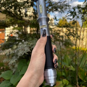 Baylan Skoll Lightsaber Kit - Electronics Capable or Decorative Options ...