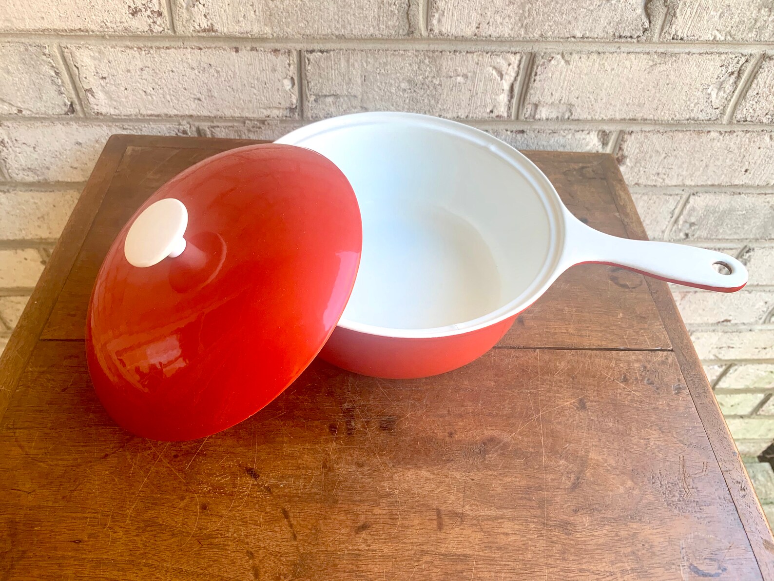 Vintage Red and White Enamel Prizer-ware Pot With Lid - Etsy