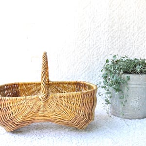 Vintage Wicker Basket With Handle | Rustic Wicker Storage | 80's ...