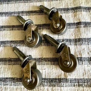 Salvaged Set of 4 Metal Casters Metal Wheel Casters Complete Set of 4 ...