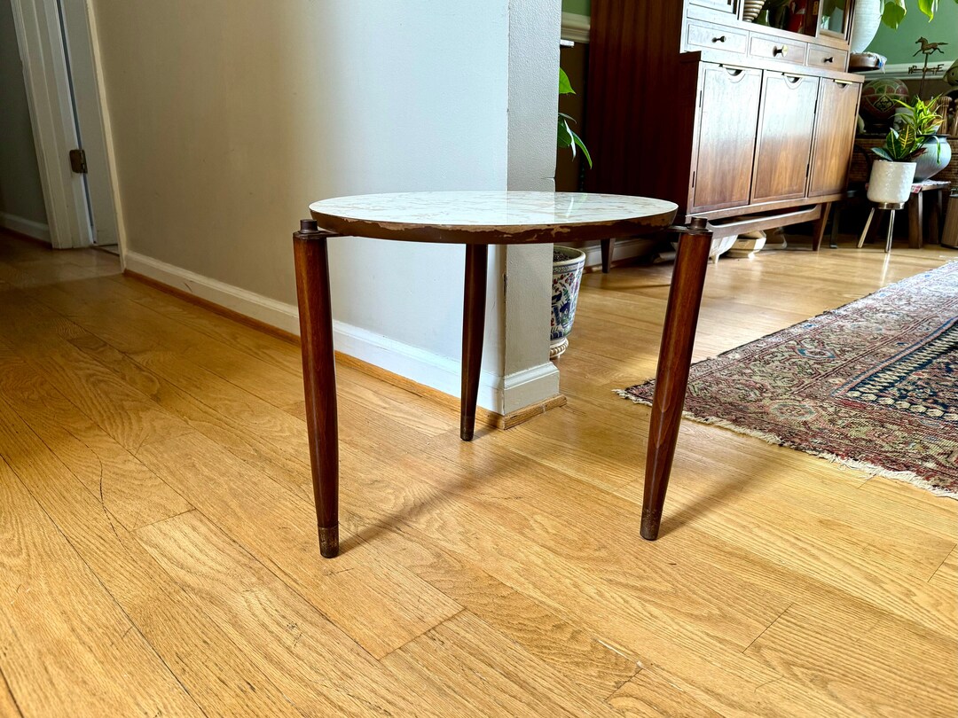 Vintage MCM Formica Side Table | Formica End Table | Belgian Juliette ...