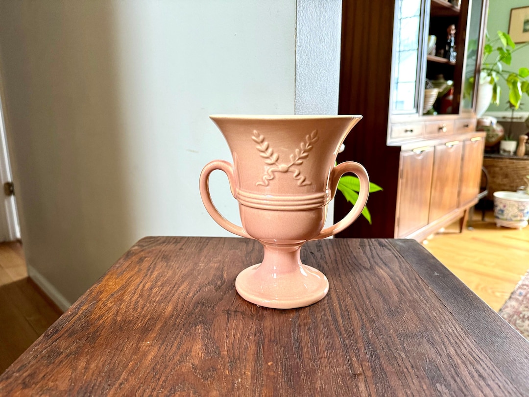 Vintage Red Wing Pottery Vase | Red Wing 748 Vase | Kogan's 100 Line ...