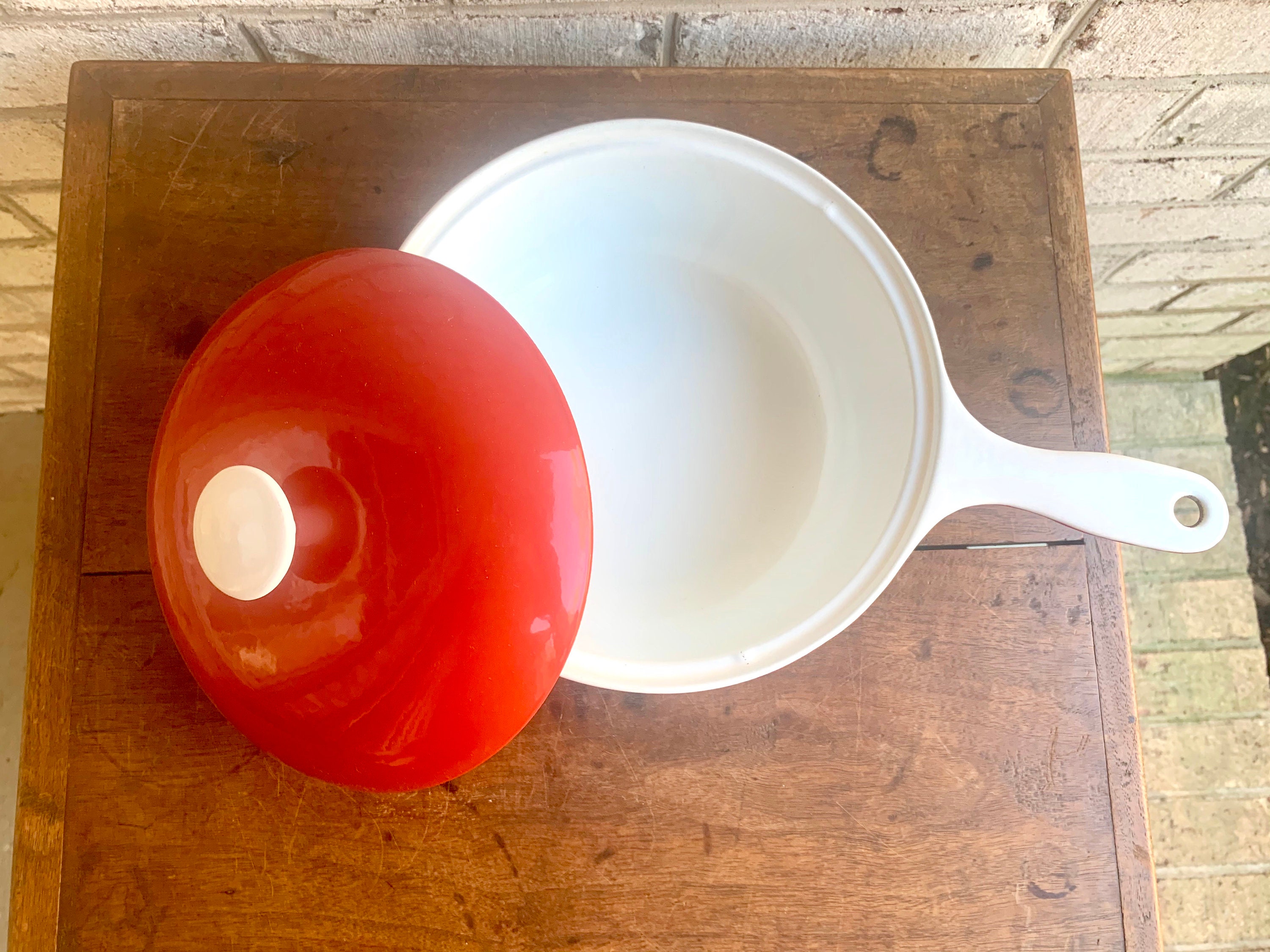 Vintage Red and White Enamel Prizer-ware Pot With Lid - Etsy