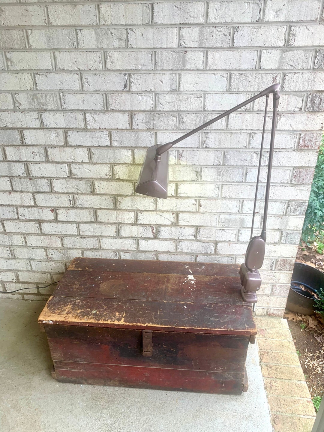 Vintage Dazor Floating Arm Desk Lamp | Industrial Floating Lamp ...