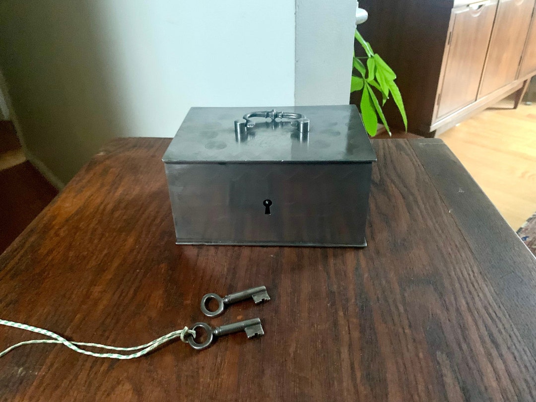 Vintage Metal Strong Box With Key Decorative Steel Cash Box Antique ...