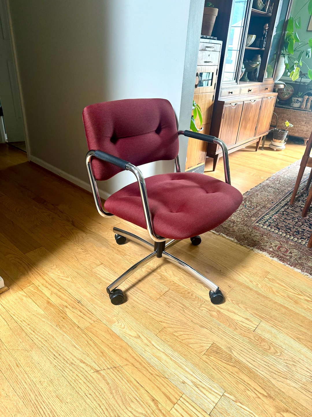 Vintage MCM Steelcase Desk Chair | Maroon MCM Swivel Chair | Steelcase ...