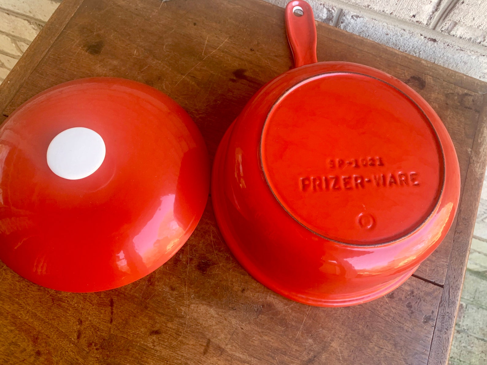 Vintage Red and White Enamel Prizer-ware Pot With Lid - Etsy