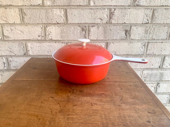 Vintage Red and White Enamel Prizer-ware Pot With Lid - Etsy