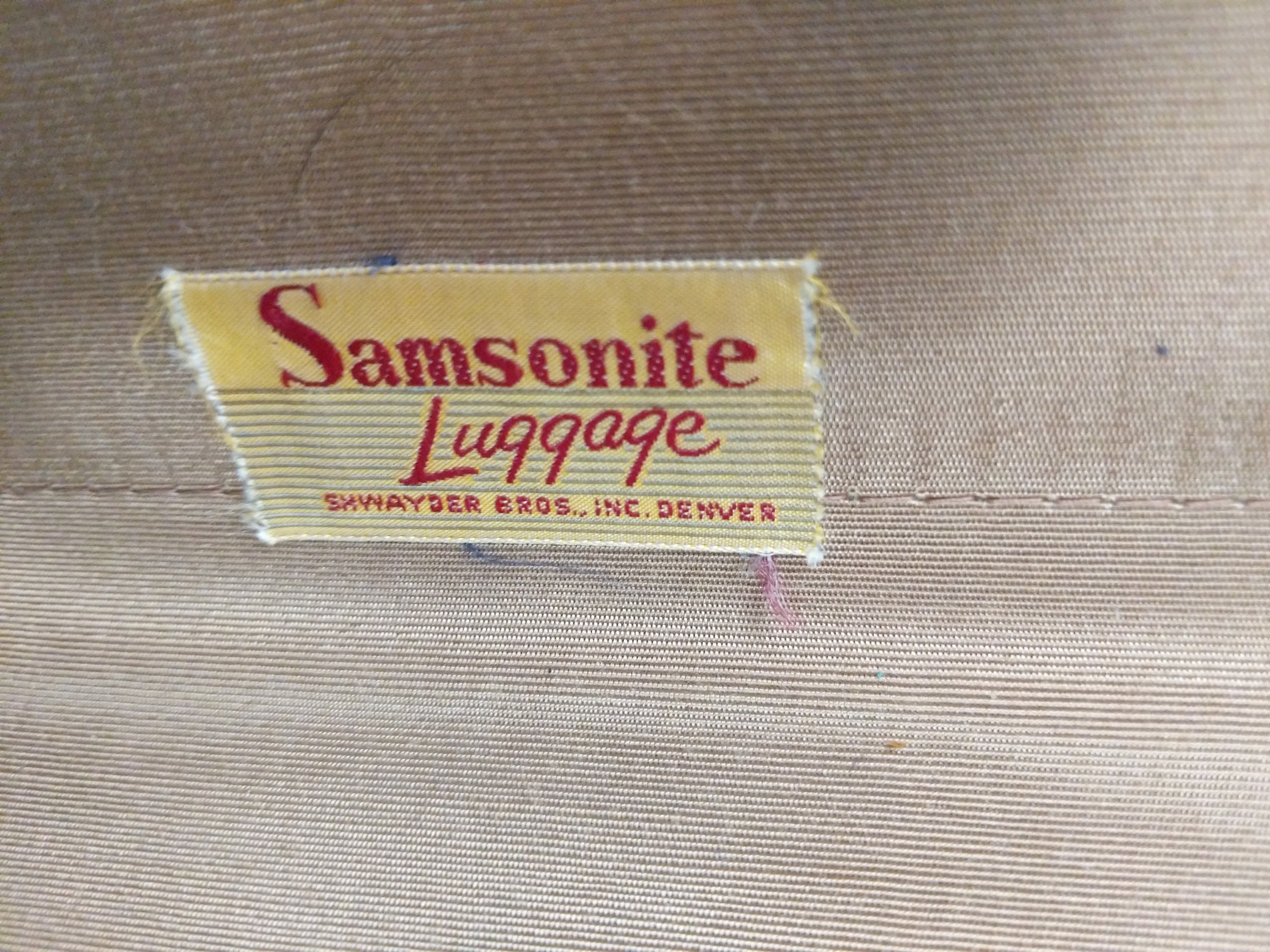 Vintage Shwayder Samsonite Tan Luggage Suitcase Prop Display Collection ...