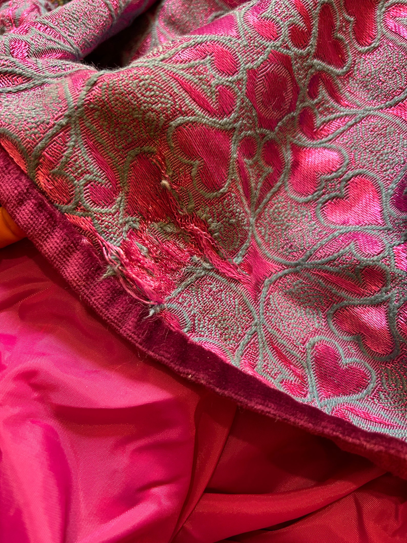 1960s 1970s Rare Vintage Magi Young of Scotland Brocade Heart Hooded ...