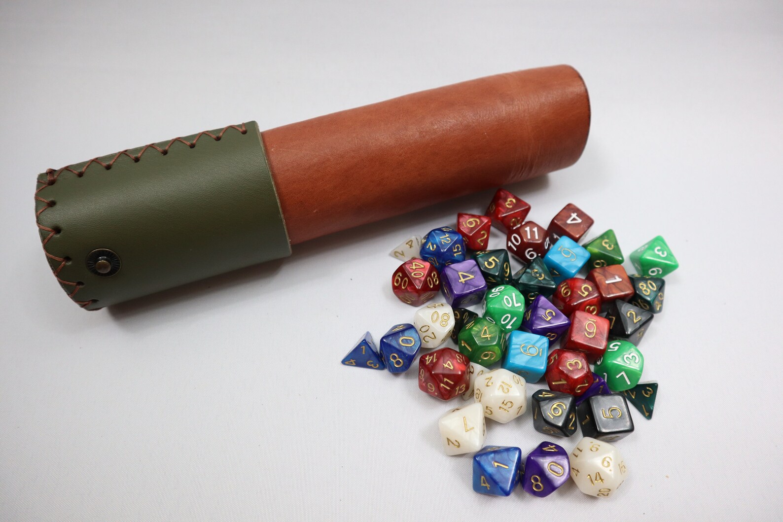 Dice Scroll Modular rollable dice tray with two dice cups | Etsy