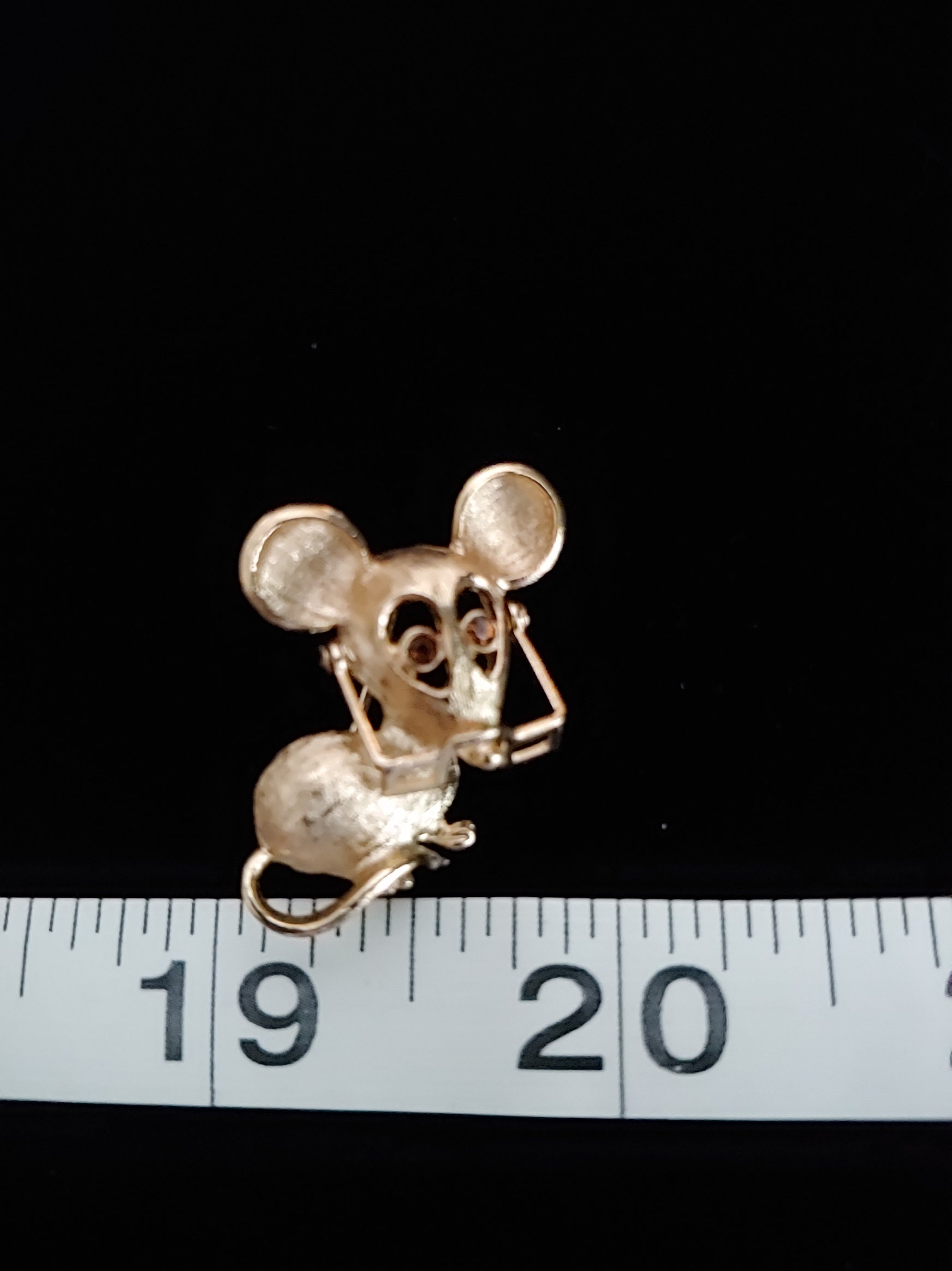 Vintage Avon Mouse Pin - Etsy