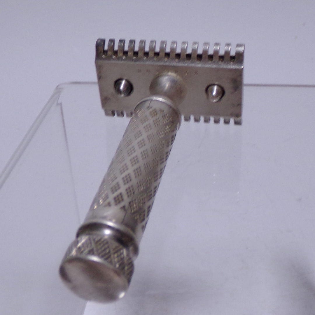 Gillette Razor and Box Vintage Double-edged Safety Razor Silver-tone ...