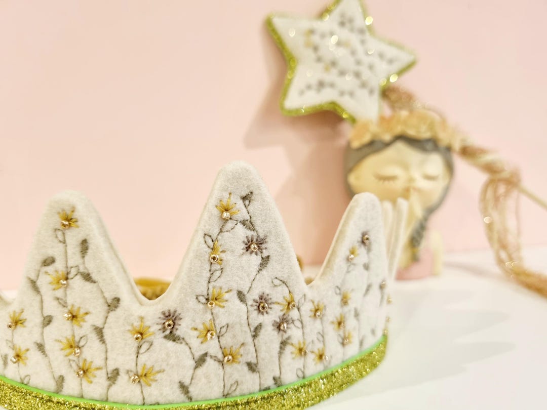 Embroidered Felt Princess Crown and Wand Set: Floral Fairy Costume - Etsy