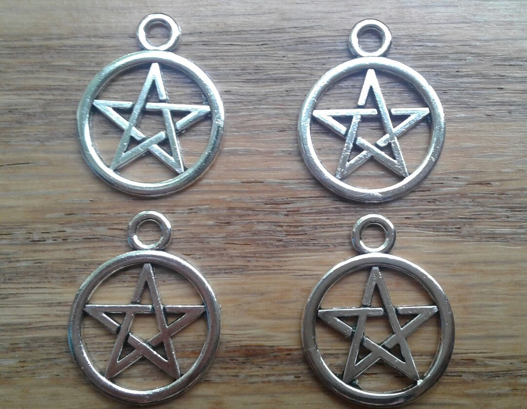 Bulk 16 Pentagram Charms Star Silver Toned Charms / Pendant (B-1) - Etsy