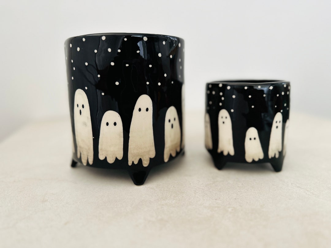 Ghost Planter - Halloween Decor - Spooky Pot - Multiple Sizes - Etsy