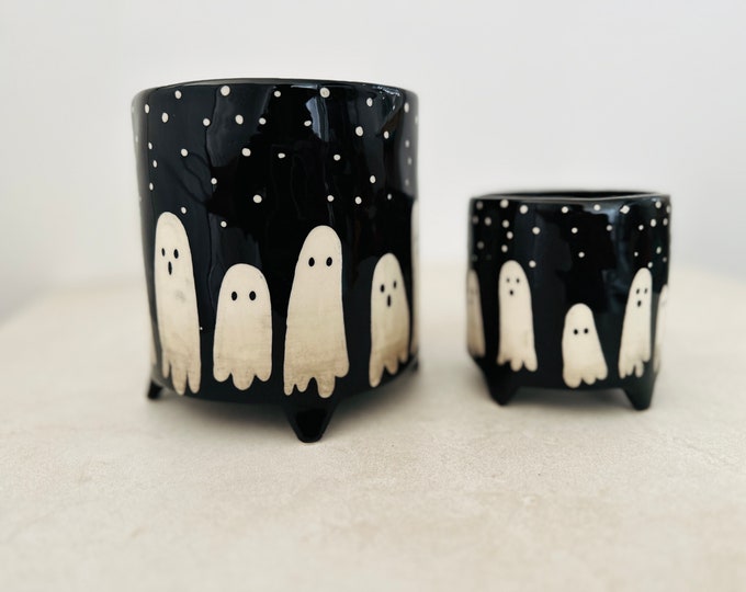 Ghost Planter - Halloween Decor - Spooky Pot - Multiple Sizes - Etsy