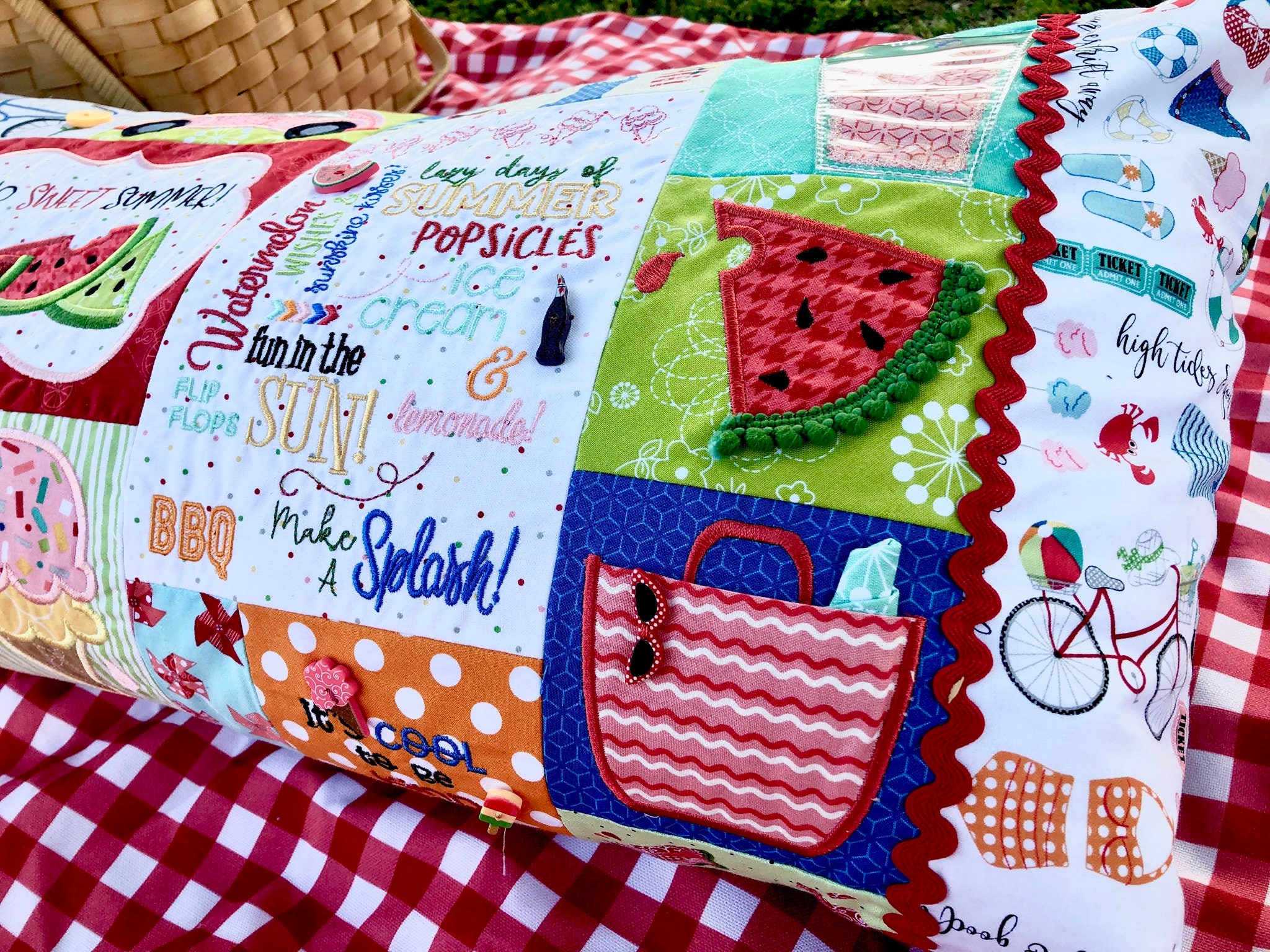 Summer Bench Pillow Pattern (includes 1 Embroidery Design) - Etsy