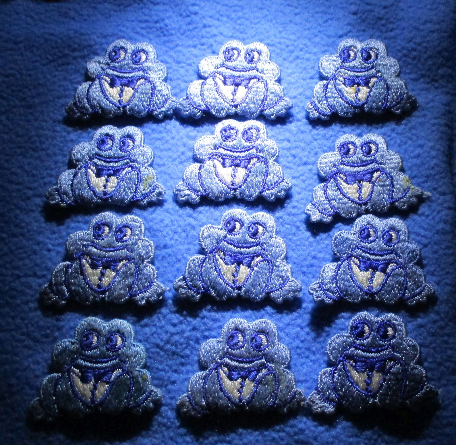 Vintage 12 Blue Frog Iron on Patches Ribbit - Etsy
