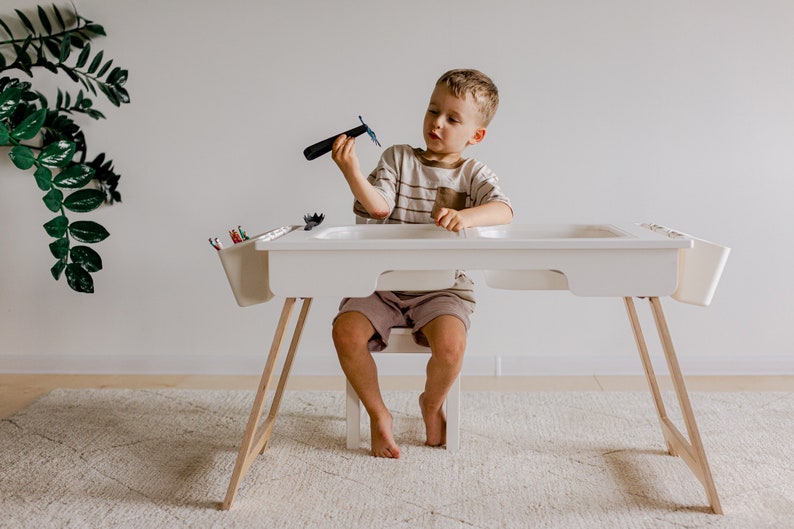 50 Simple Toddler Activities to Keep Them Busy at Home! - Parenting ...