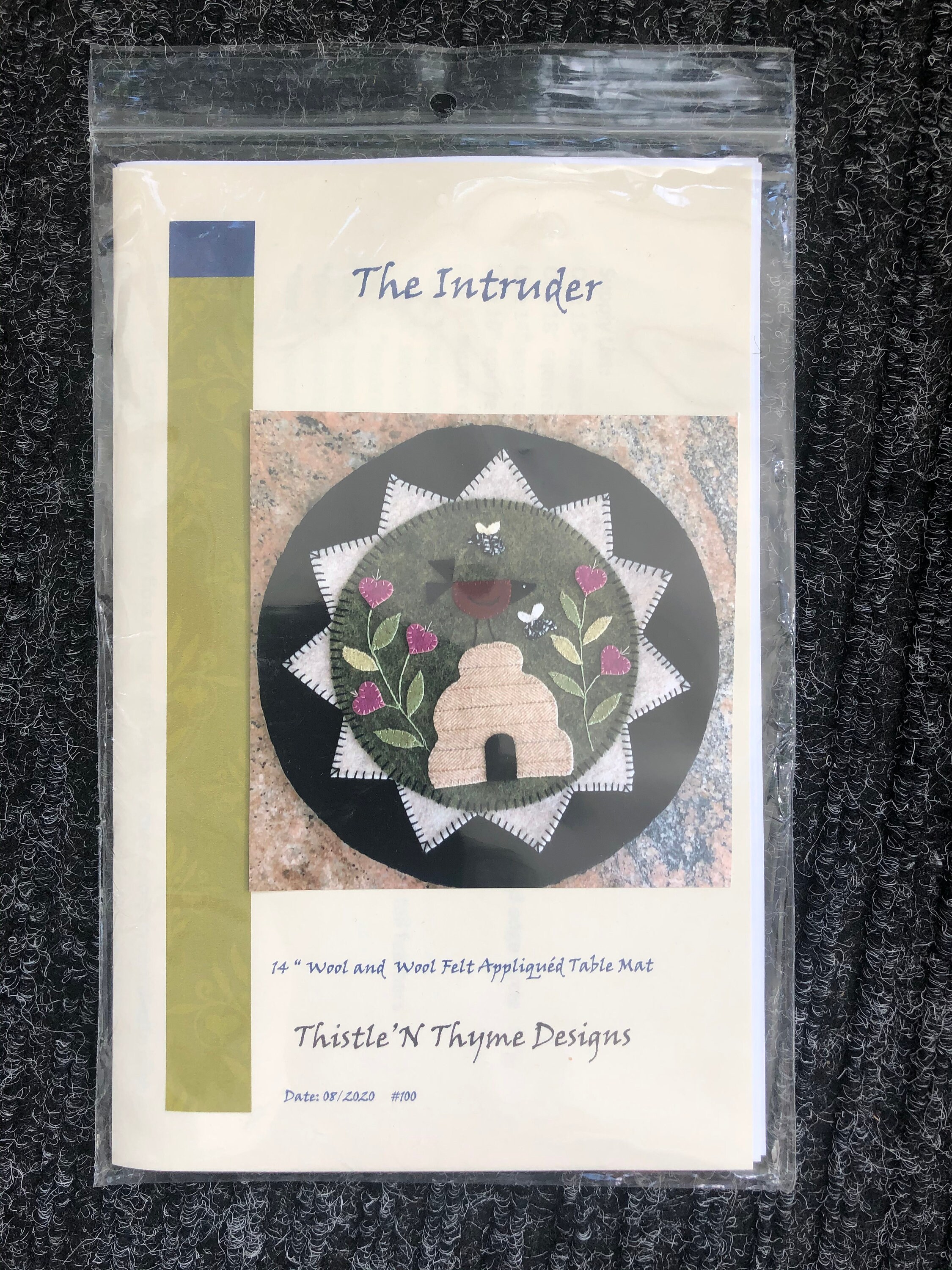 The Intruder, Wool Applique PAPER PATTERN - Etsy