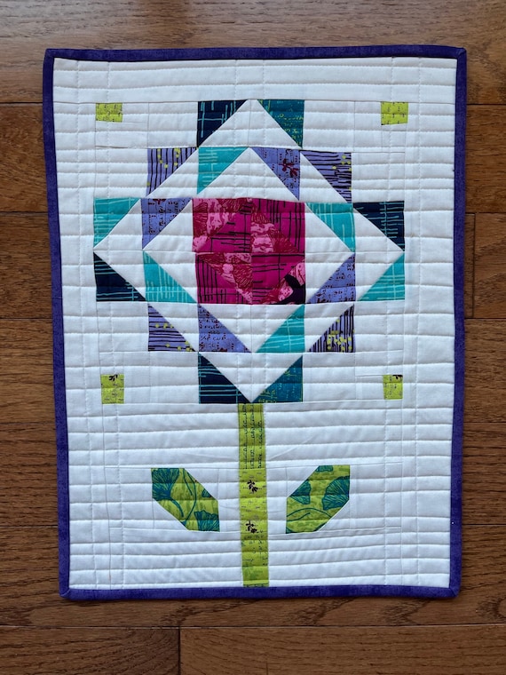 Modern Wall Quilt Mini Quilt Table Topper Table Runner | Etsy