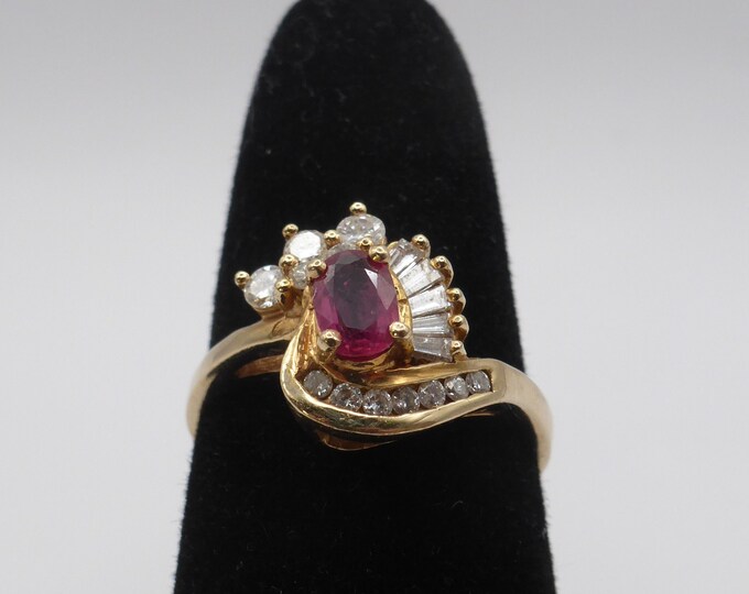 Fancy Ruby & 17 Diamonds 14 K Solid Gold Ladies Vintage Ring - Etsy