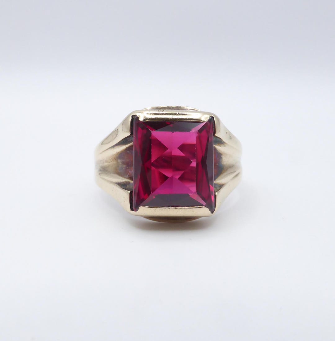 SUPER Nice 1960s Ruby 10K Solid Gold Vintage Ring - Large Stone, Size ...