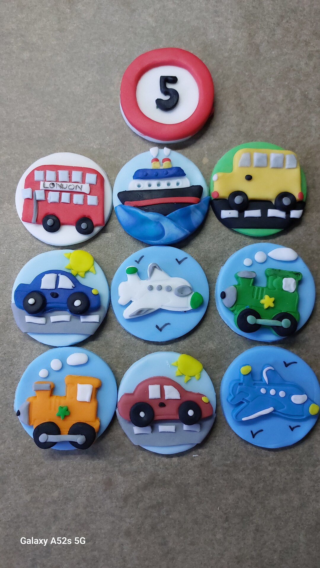 2d Edible Fondant Car/ Train/ Bus/ Plane / Boat / Age Cupcake Toppers ...