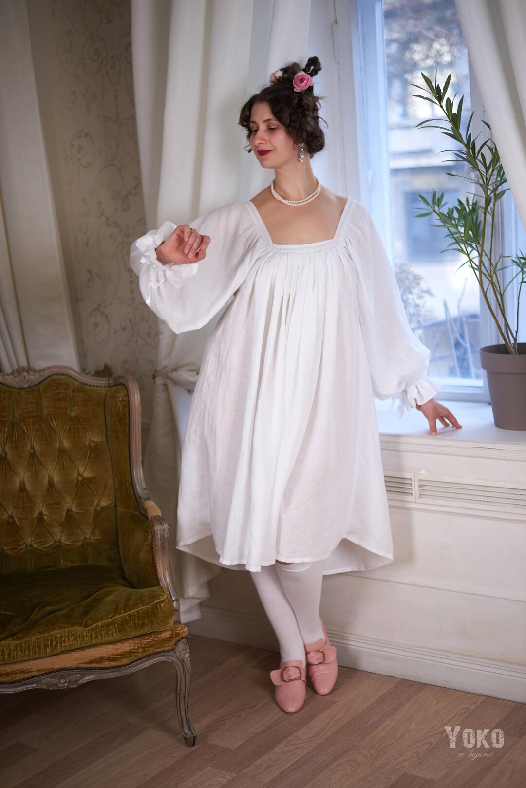 Renaissance Linen Embroidered Chemise With Square Decollete 1530s ...